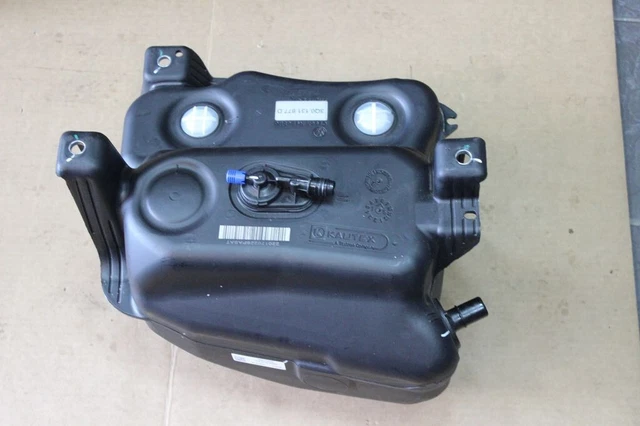 3Q0131877D 5Q0131969F VOLKSWAGEN Passat B8 Skoda Superb Adblue Tank mit ...
