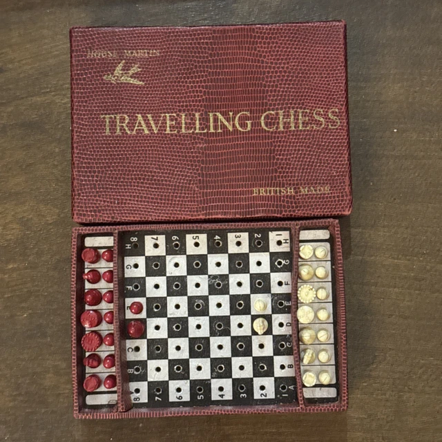 VINTAGE 1970’S TRAVELLING Chess Set House Martin Excellent Condition ...