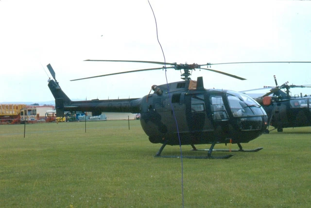 ORIGINAL MILITARY AIRCRAFT Plane Colour Slide Of A Helicopter At Middle ...
