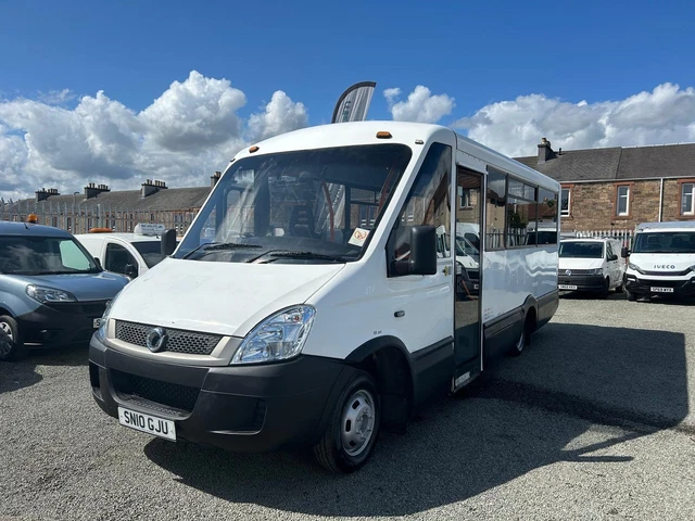 IVECO DAILY IRIS MOBILITY BUS 16str 3.0 AUTOMATIC ULEZ No VAT 07379 ...