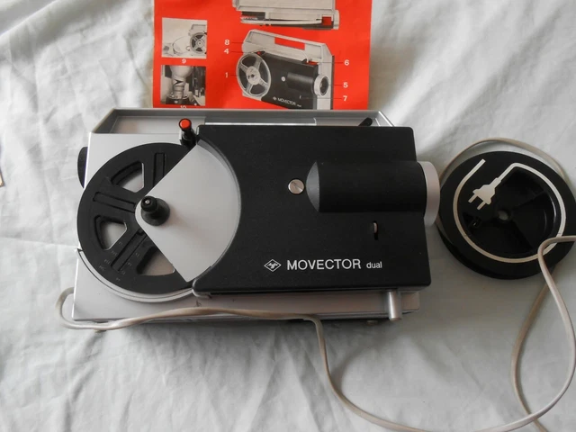 AGFA MOVECTOR DUAL Cine projector. Original box, guarantee card and ...