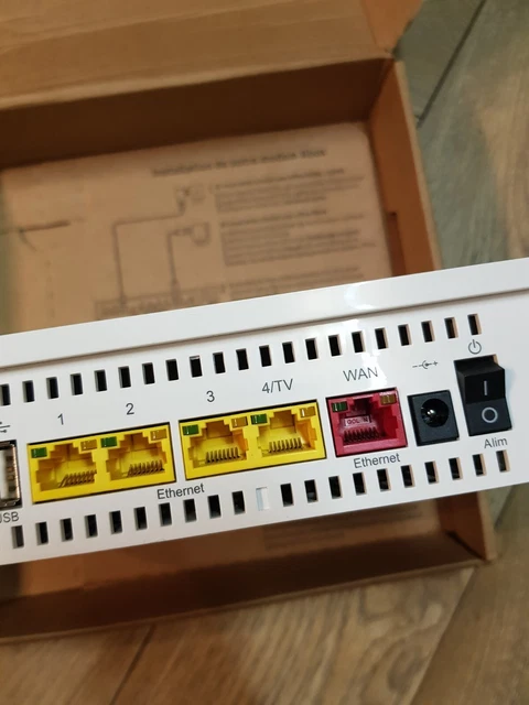 BBOX FIT - Modem Bouygues- Option Fibre Et xDSL - Vendu Seule EUR 5,00 ...