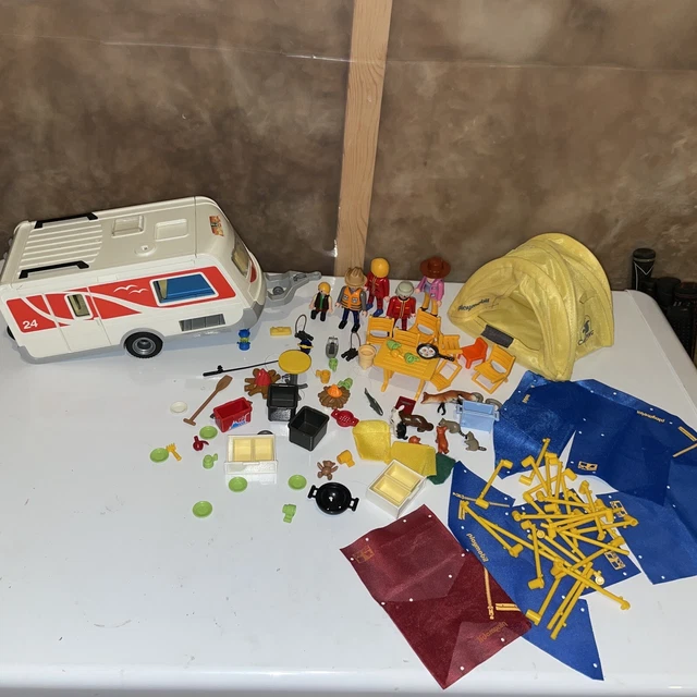PLAYMOBIL SUMMER FUN Family Caravan Set Camper RV Trailer +EXTRAS $31. ...