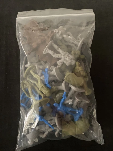 FALLOUT 76 YOU Will Emerge! Collectible Toy 24 Figures Bag £25.00 ...