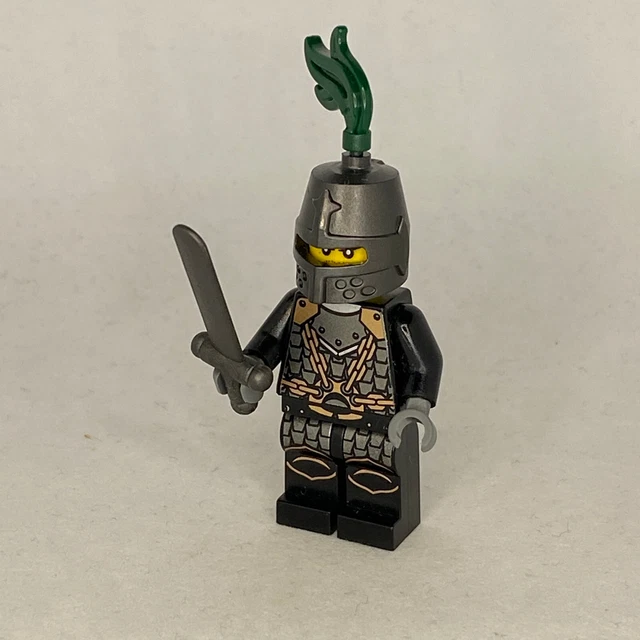 DRAGON KNIGHT SCALE Mail minifigure closed helmet, bared teeth LEGO ...