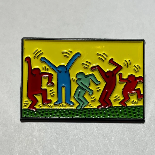 KEITH HARING PIN Badge Graffiti Pop Art New York Pop Art Street Art £8. ...