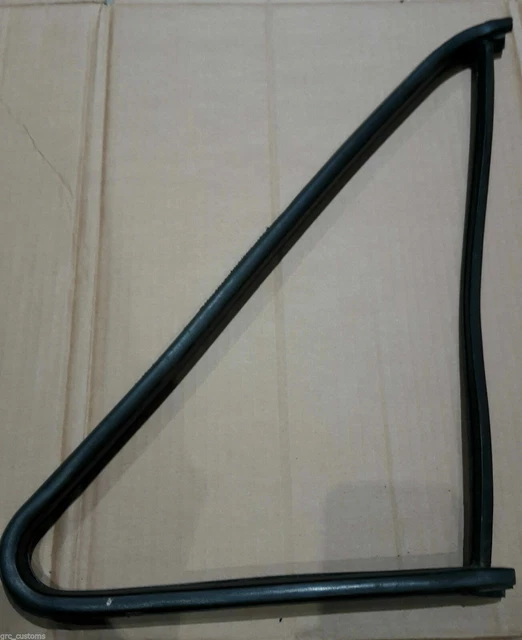 VW GOLF JETTA Caddy Mk1 Front Door Triangle Window Quarter Glass Rubber ...