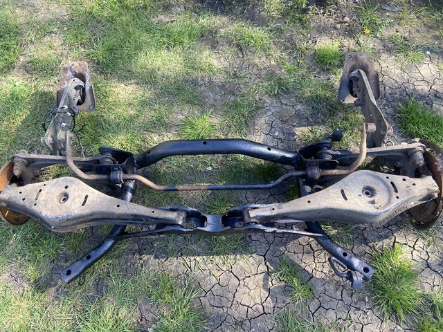 VW GOLF MK5 04-09 Complete Rear Subframe With Hubs & Arms 1K0505315 £ ...