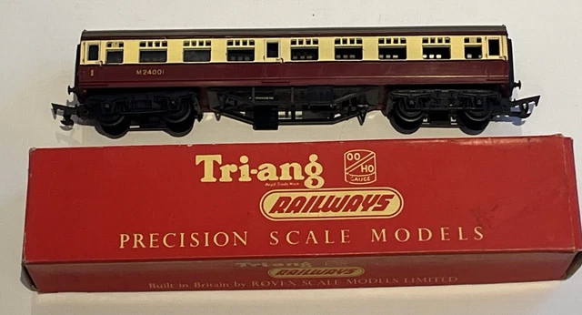 TRIANG RAILWAYS R29 BR Composite Coach Crimson & Cream M24001 Boxed £0. ...