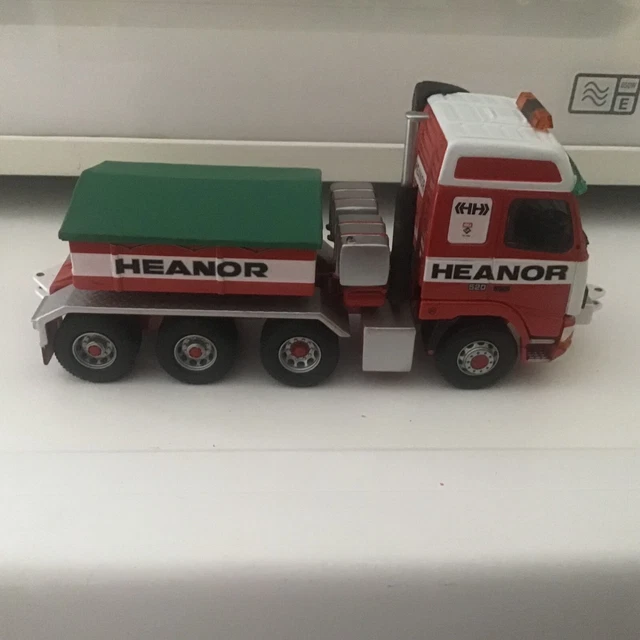 HEAVY HAULAGE 8X2 VOLVO FH TRACTOR UNIT. HEANOR LIVERY 1:50 SCALE. £46. ...
