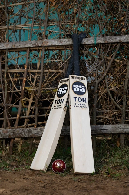 SS TON RETRO Black Edition English Willow Cricket Bat £225.00 - PicClick UK
