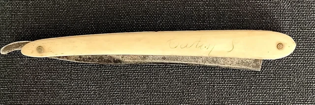 RAZOR CUT CABBAGE Bone Of Bovidae Sheffield England Brokkes & Crokkes ...