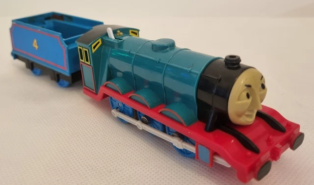 TOMY TRACKMASTER THOMAS the tank engine train thomas & happy birthday ...