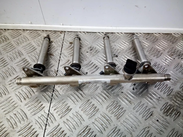 MERCEDES BENZ CLA 2013-2019 Injector Rail 1.6 Petrol A2700701095 £180. ...