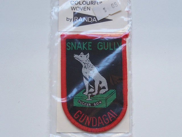 VINTAGE SNAKE GULLY Gundagai Embroidered Souvenir Patch Woven Cloth Sew ...