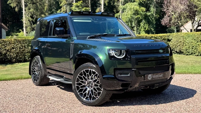 2021 LAND ROVER Defender 3.0 D200 Hard Top Auto [3 Seat] PANEL VAN ...