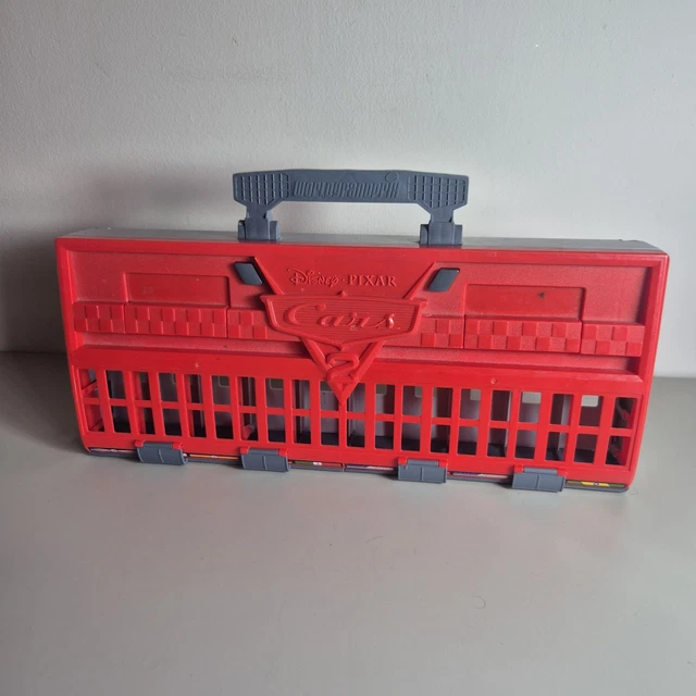 DISNEY PIXAR CARS 2 World Grand Prix Race Launcher Playset £20.47 ...