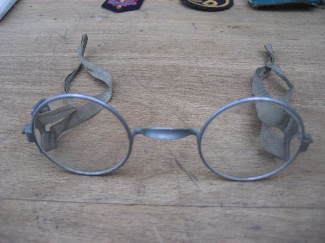 WW2 WEHRMACHT GAS mask spectacles, German Army. £21.00 - PicClick UK