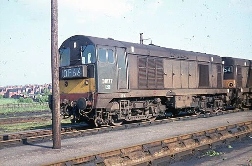 ORIGINAL COLOUR SLIDE of D8177 BR class 20 diesel loco £4.99 - PicClick UK