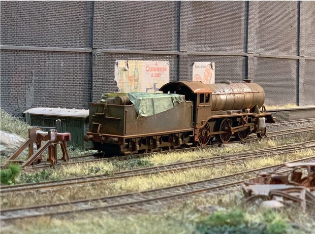 OO GAUGE LOCOMOTIVE: Scrapyard LNER Gresley K3 Class, heavily rusted ...