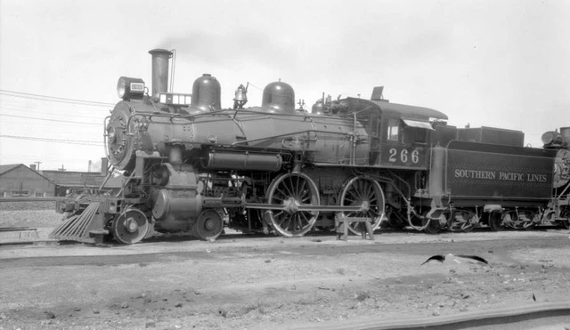 SP SOUTHERN PACIFIC Railroad Locomotive Engine No 266 Old Train Photo ...