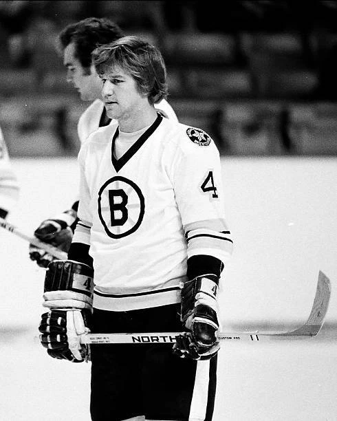 BOBBY ORR OF The Boston Bruins Skates 1970s ICE HOCKEY OLD PHOTO 3 $9. ...