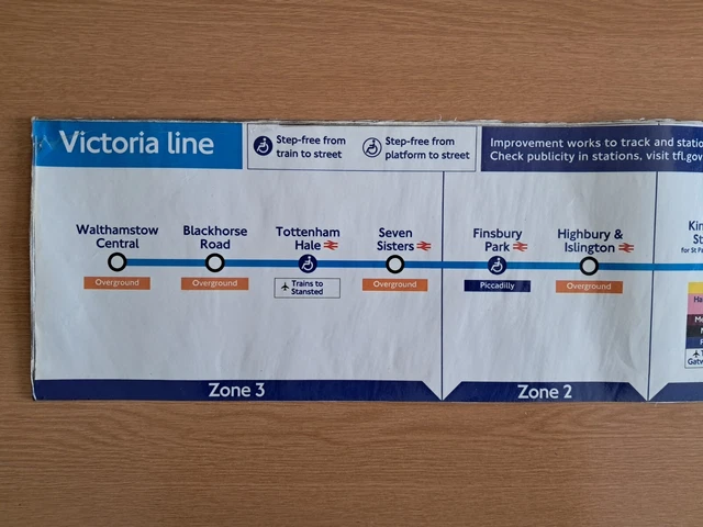 LUL VICTORIA LINE Underground route map. Walthamstow Central to Brixton ...