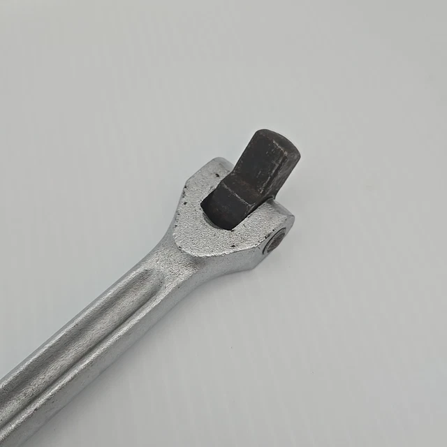 VINTAGE CRAFTSMAN -V- Series 1/2" DRIVE BREAKER BAR FORGED 14" MADE IN ...