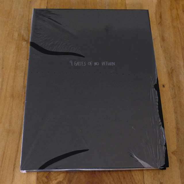 PHOTOBOOK: 9 GATES Of No Return von Agata Grzybowska, 1st Edition, sold ...
