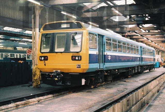 A SET OF 35mm Colour Negative BR British Rail DMU Diesel Multiple Unit ...