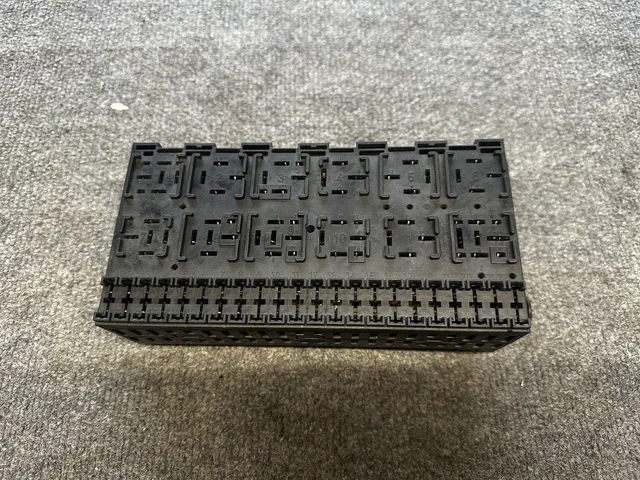 VW GOLF MK2 /3 Corrado Passat Transporter Ce2 Relay Fuse Box Holder ...