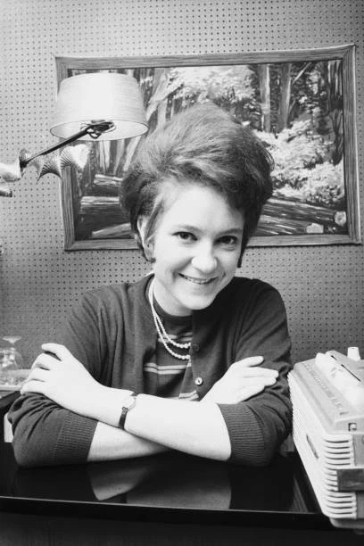 FRENCH SINGER ALICE Dona at her home on May 16 1963 France Old Photo 10 ...