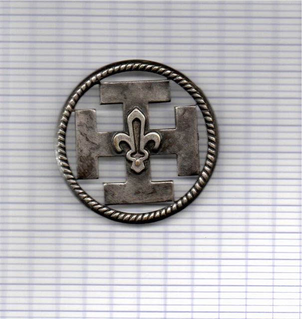 INSIGNE DE BÉRET scout ancien fleur de lys diamètre 4,8cm broche ...