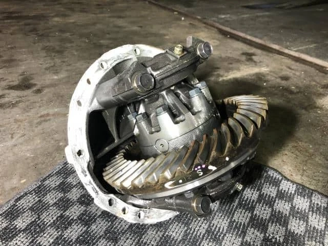 MITSUBISHI FUSO CANTER 2000 Rear Rigid Differential Assembly [Used ...