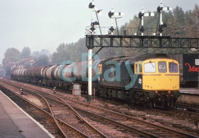 35MM RAILWAY SLIDE of Class 33 33035 @ Kensington Olympia £4.99 ...