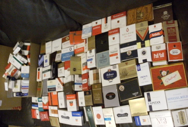 LARGE COLLECTION OF 164 Empty Vintage Cigarette Packets £129.00 ...