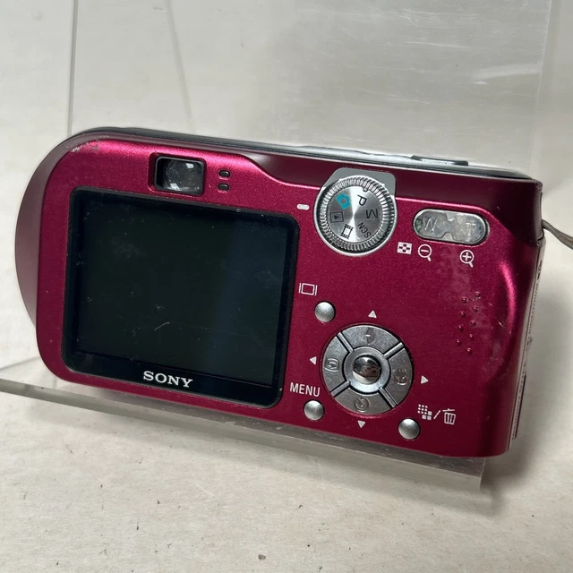 SONY DIGITAL CAMERA Cybershot DSC-P200 7.2MP - Tested & Working *Read ...