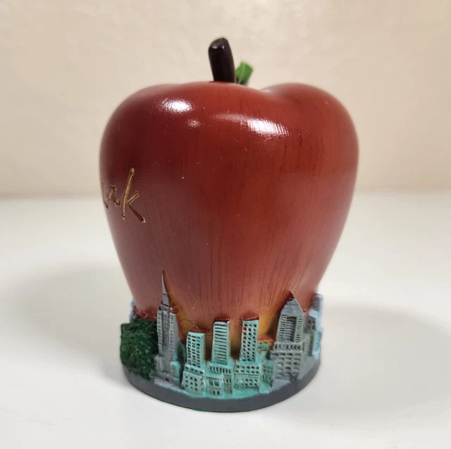 NEW YORK CITY The Big Apple PolyResin 3D Paperweight 3" Tall Souvenir ...
