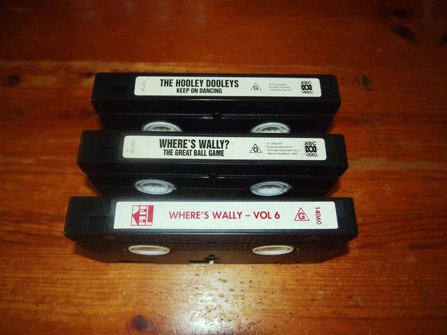 VHS WHERE'S WALLY The Ball Game, Volume 6 and Hooley Dooleys Keep on ...
