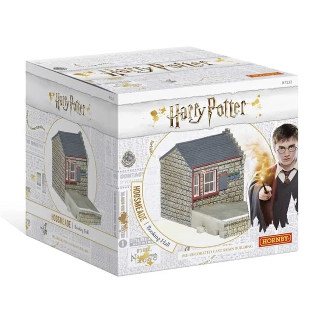 HARRY POTTER HORNBY R7232 Model Railway Train Set Hogsmeade Booking ...