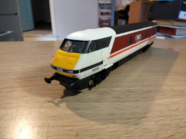 HORNBY MARK 4 DVT, LNER livery, part repainted and renumbered, unboxed ...