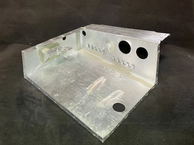 LAND ROVER DEFENDER 90/110/130 Galvanised Ecu Tray Under Seat Box ...