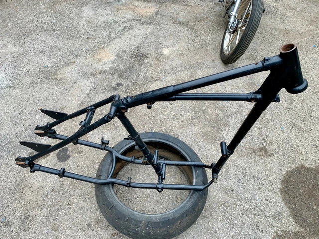 TRIUMPH 500 650 Pre Unit Rigid Frame £1,000.00 - PicClick UK