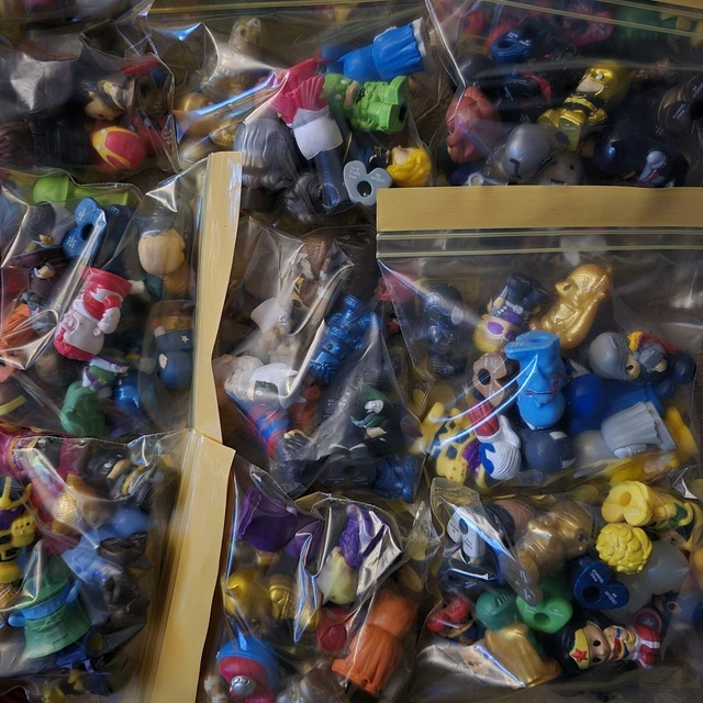 BUNDLE JOB LOT Of 15x Ooshies Toy Figures Mixed £6.30 - PicClick UK