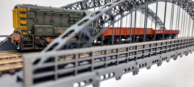 MODELUX N GAUGE 'Meridian' 295 Arch Suspension Bridge Kit £22.00 ...