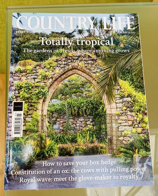 COUNTRY LIFE MAGAZINE JANUARY 15 2025 Issue 3. Totally tropical . VGC £ ...