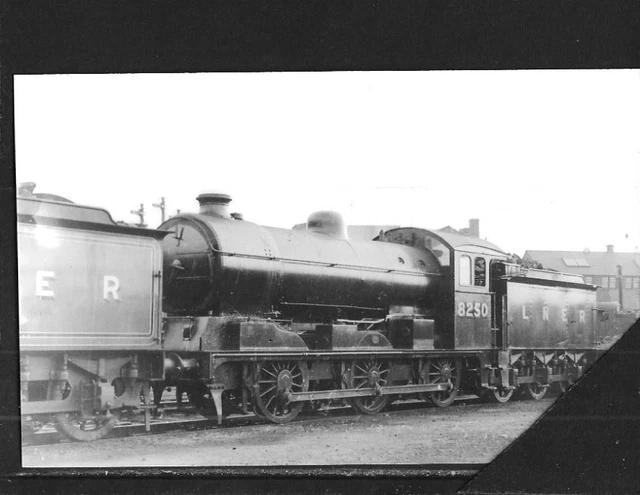Lner Ex Great Eastern J19 0 6 0 8250 Stratford Vintage Image L9079 £150 Picclick Uk