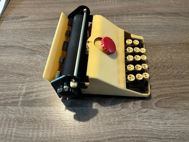 MACHINE À ÉCRIRE vintage pour enfant "Dolly la petite Dactylo" EUR 80 ...