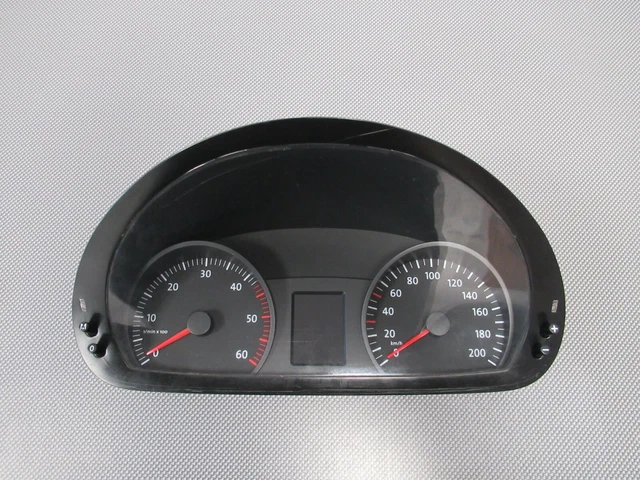 VW CRAFTER 2.5 TDI Tacho Tachometer Kombiinstrument HVW9064467421 ...