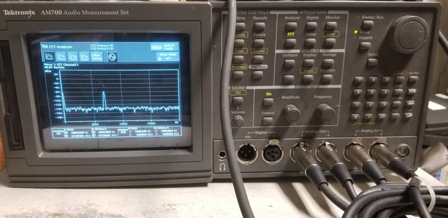 TEKTRONIX AM700 AUDIO Test Set/Analysator 2 Chan FFT interne Quelle ...